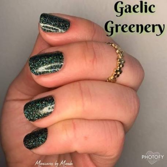 Color Street | Makeup | 55 Color Street Nail Strips Gaelic Greenery Nwt ...